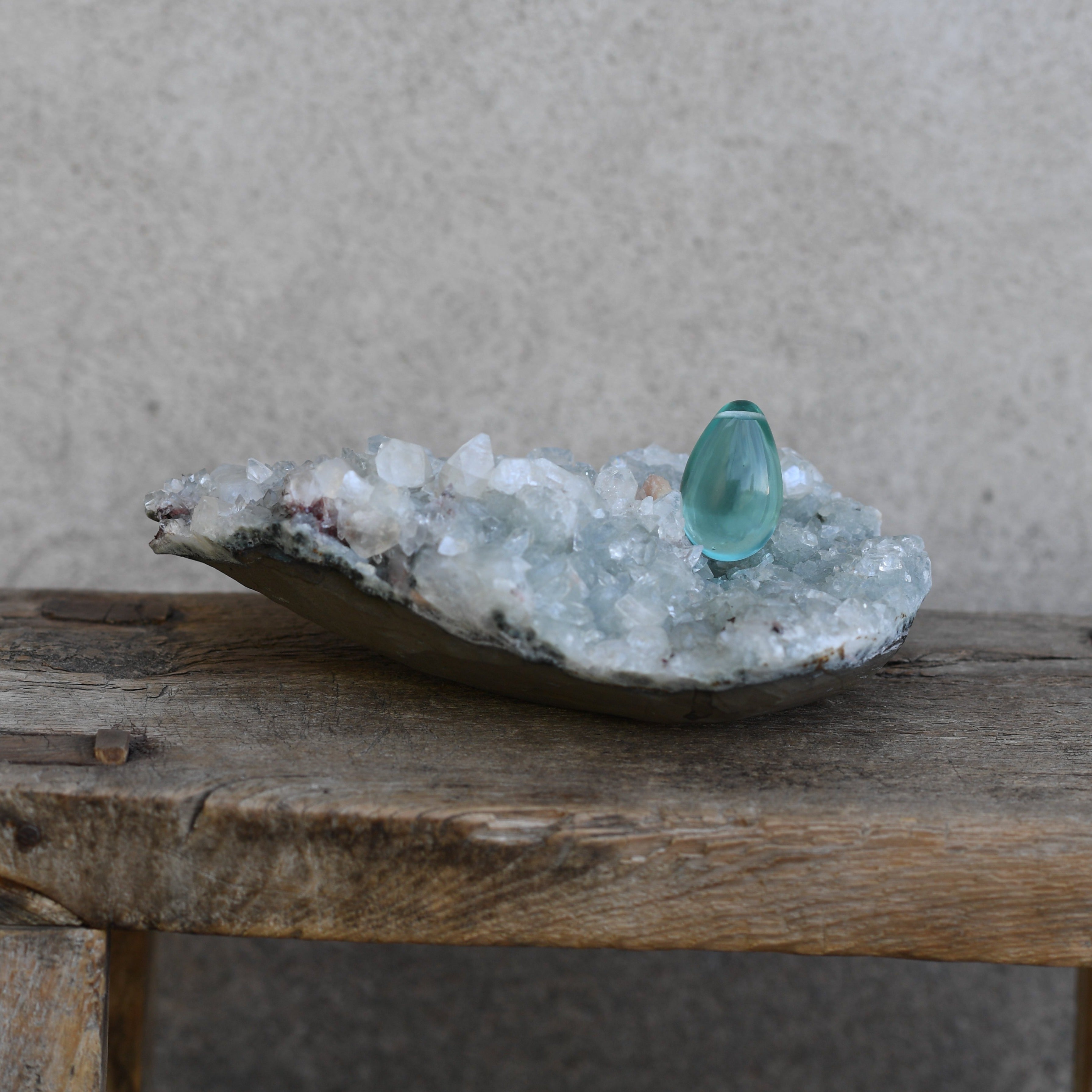 DIAMOND LIGHT CRYSTAL YONI EGG: AQUA LEMURIA STONE has this deep dolph – HAPPY HEART